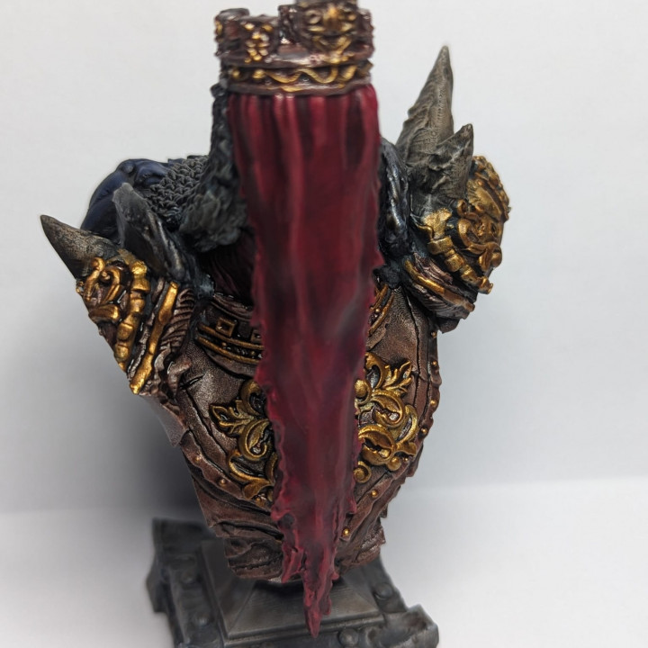 3D Print of Bust - The Faceless King by Badvock
