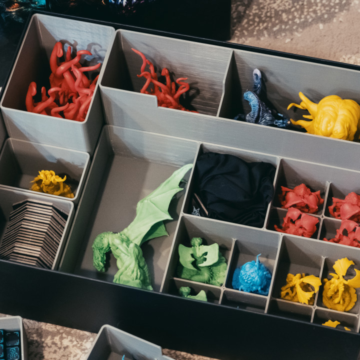 3D Printable Board Game Organizer - Cthulhu Wars by Josh Harvey