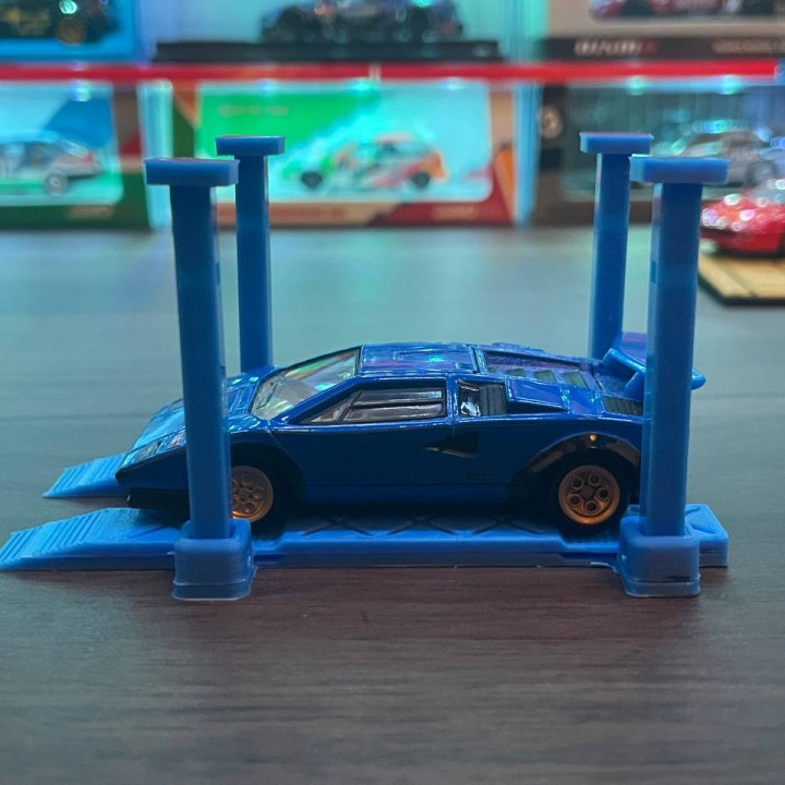 3D Printable Hot Wheels & 1/64 Scale Car Lifts by Giga