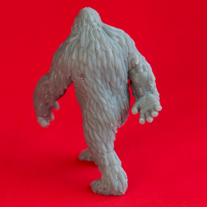 3D Printable Sasquatch - Tabletop Miniature (Pre-Supported) by YKS ...