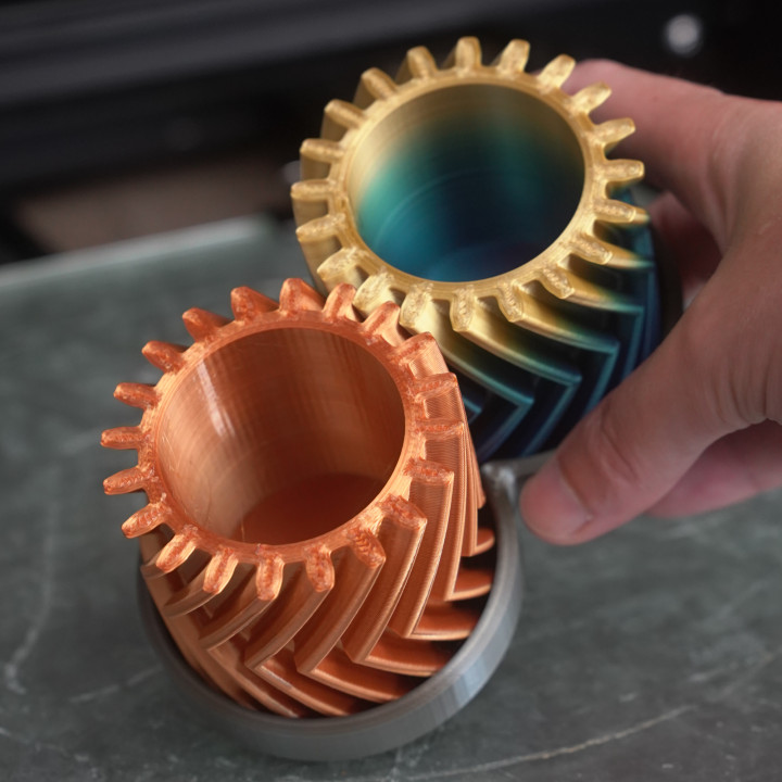 3D Printable Double Helical (Herringbone) Containers by 3D Printer Academy