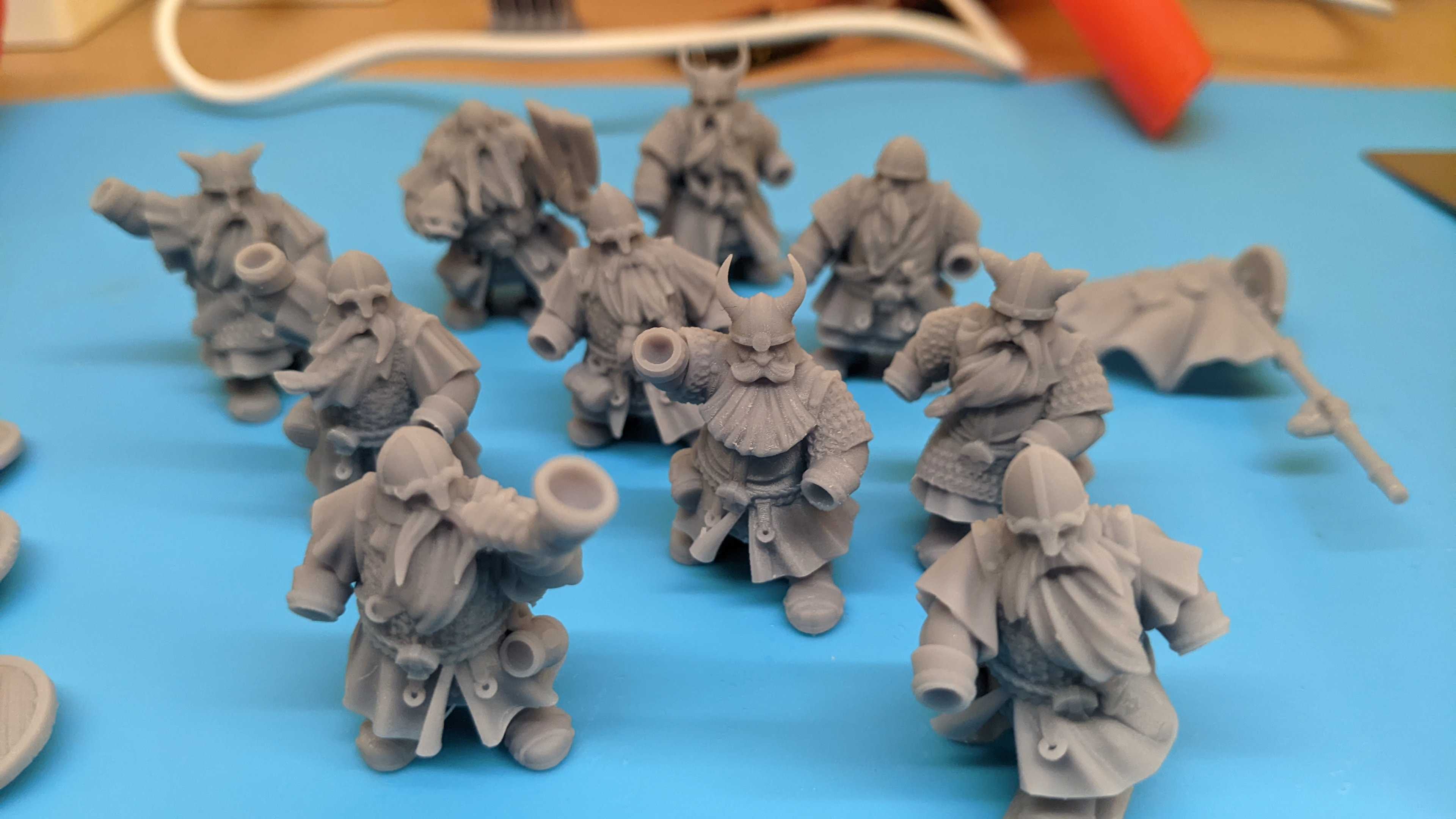 3D Printable Dwarfs Warriors Unit - Highlands Miniatures by Highlands ...