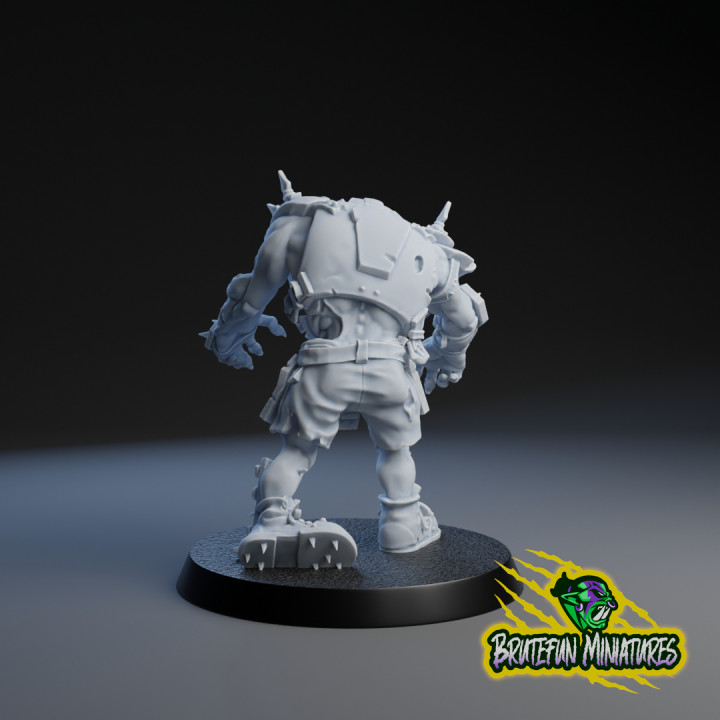3D Printable Fantasy Football Zombie Lineman 01 - Presupported by ...