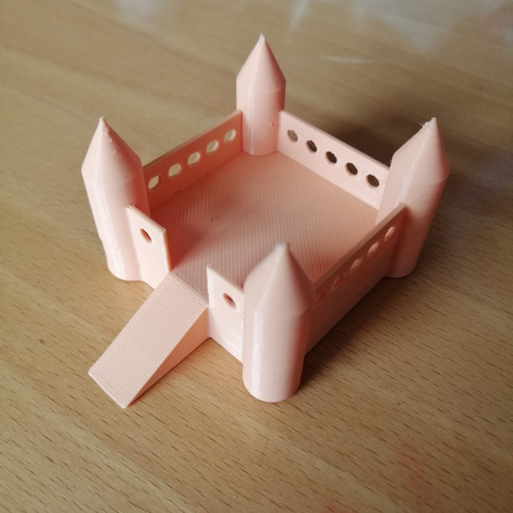 3D Printable Basic Castle by Hugo Ribeiro