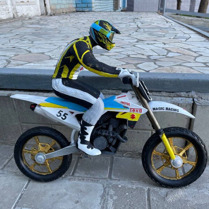 3D Printable racer and motorcycle by Viktoriya Kabanova