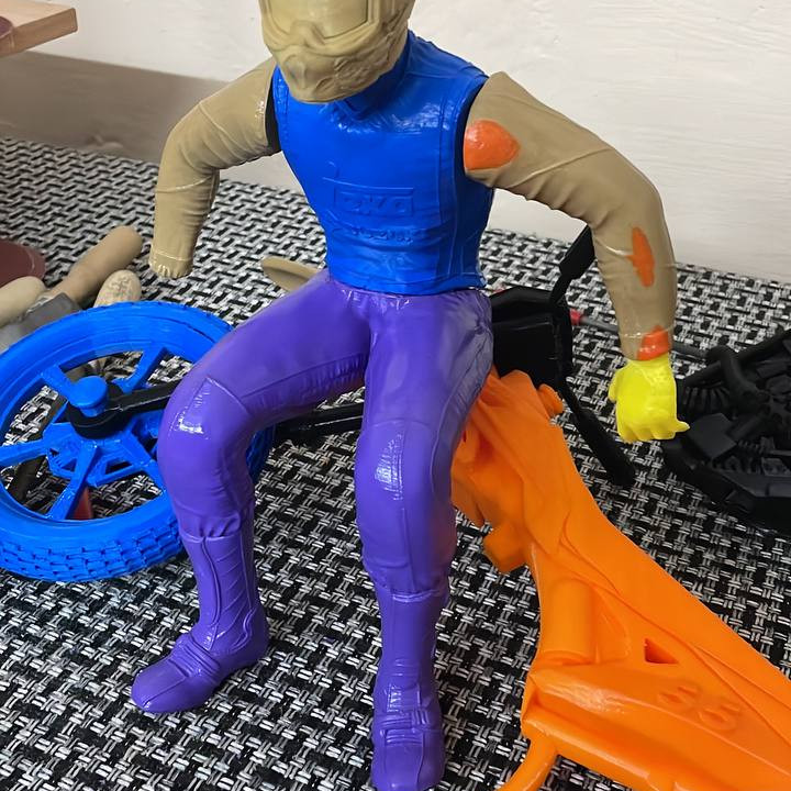 3D Printable racer and motorcycle by Viktoriya Kabanova