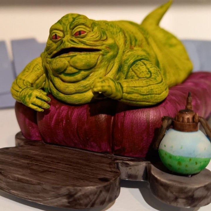 3D Printable Slug Lounging by Foe Figures