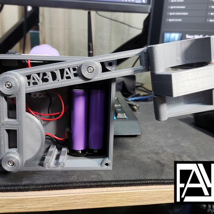 3D Printable Model Paint Shaker by Fasya Daud