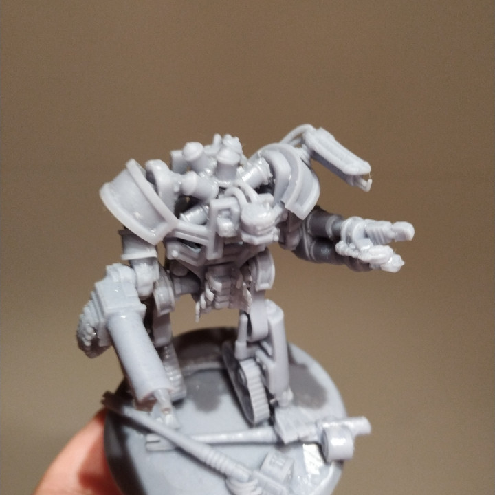 3D Printable Diesel Robot by ddd_martin_miniatures