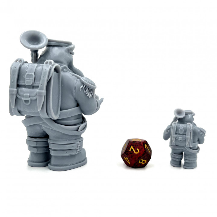 3D Printable Giff - 32mm and 75mm by 2moronic miniatures