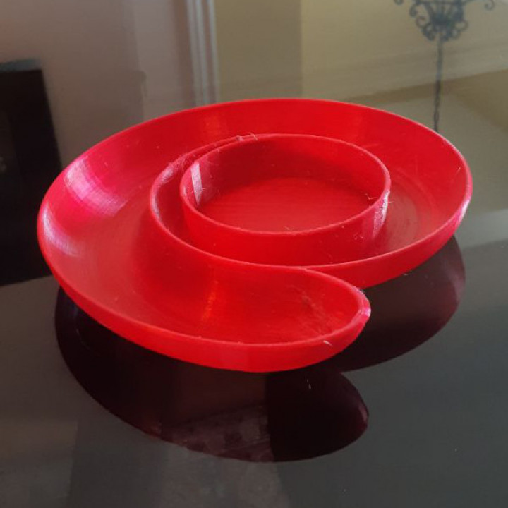3D Printable Spiral Dipping Platter by Jacob Philpott