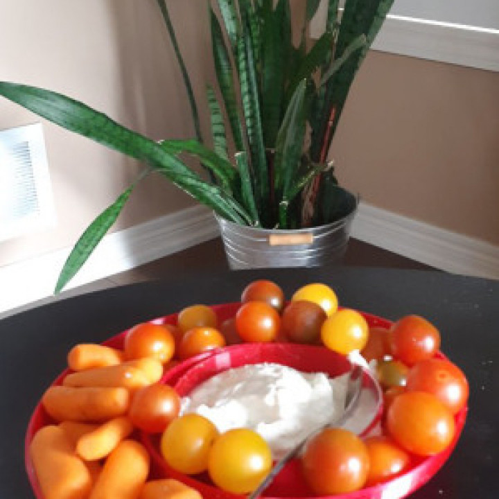 3D Printable Spiral Dipping Platter by Jacob Philpott