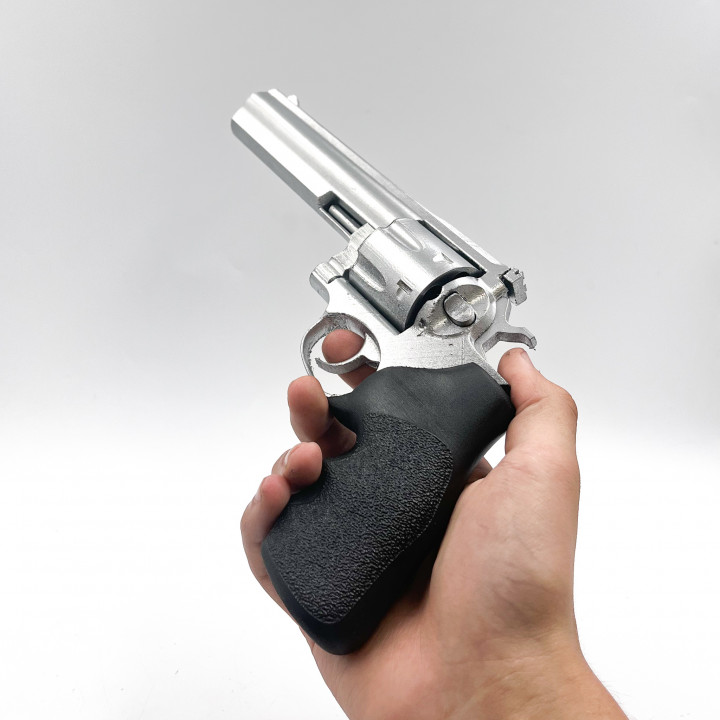 3D Printable Revolver Ruger GP100 Prop practice training by sliceables