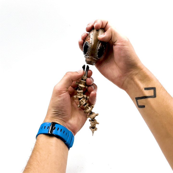 3D Printable Flexi Sandman helmet ARTICULATED The Helmet of Dreams ...