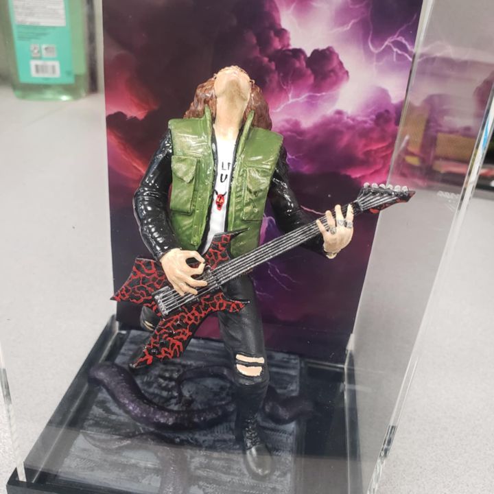 3D Print of Eddie Munson - Master of Puppets pre-supported (Stranger ...