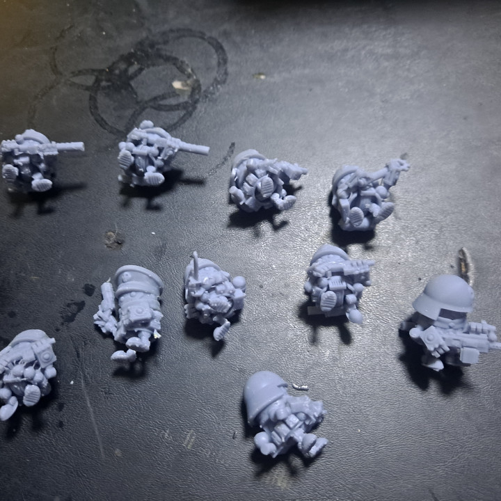 3D Printable WARPOD Clanker 'Secutron' Battlebrick by Flytrap Digital