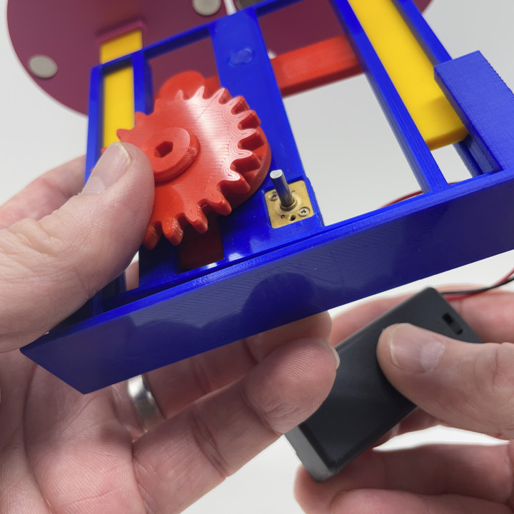 3D Printable A 3D Printed Slinky Machine by Greg Zumwalt