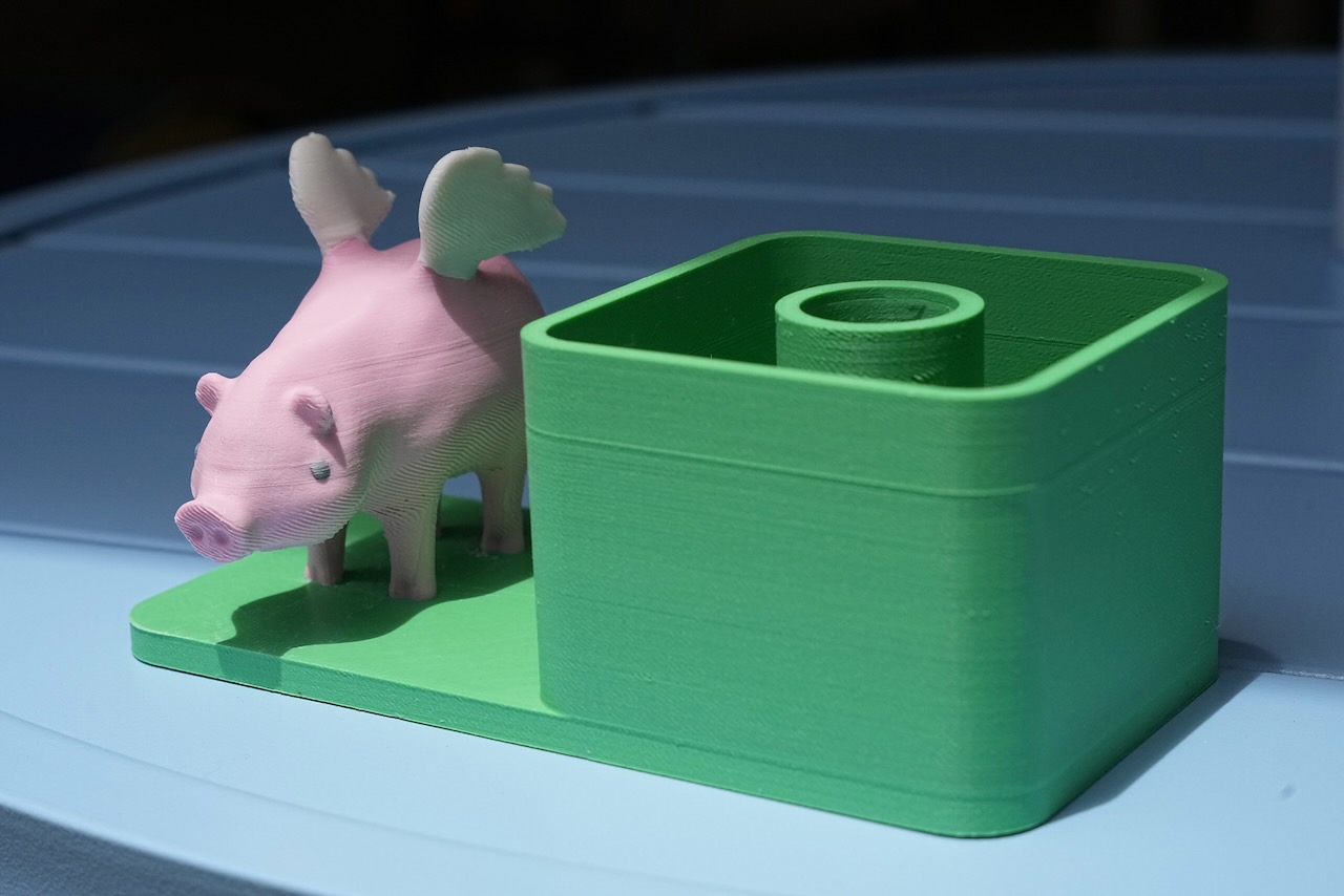 3D Printable Flying pig by Philippe Barreaud