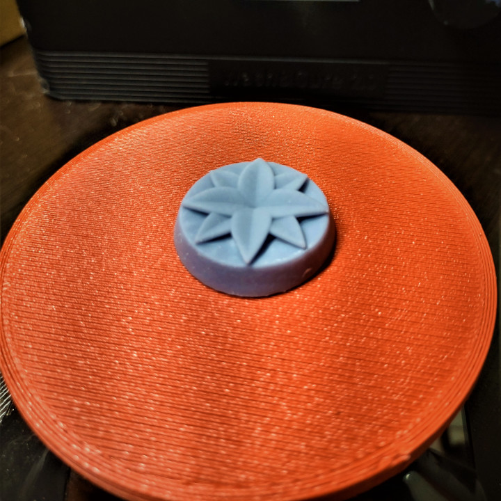 3D Printable Leaf Base by Eric Rubeck