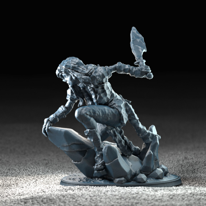 3D Printable Crystal Assassin by HarsBeeldt