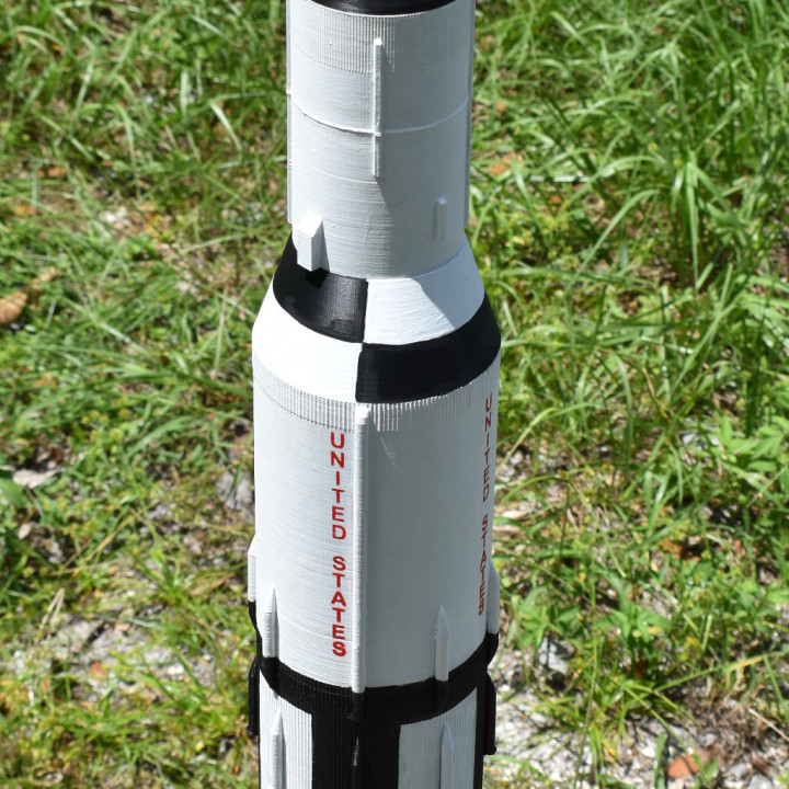 3D Printable Saturn V with Stages by Louis