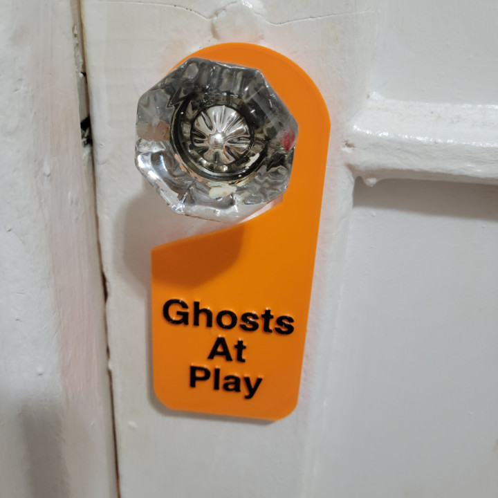 3D Printable Halloween Door Tags by Nicholas Diaz