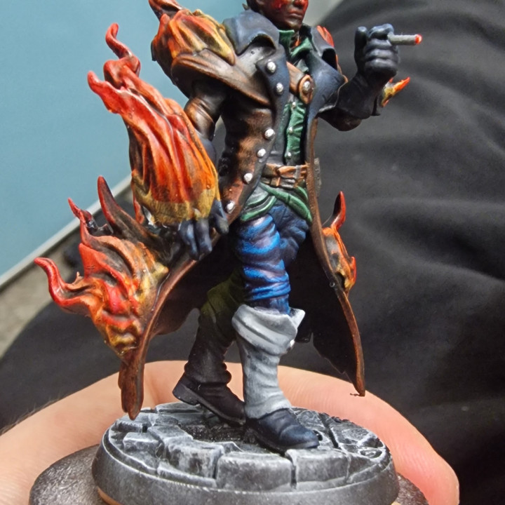 3D Print of Fire Genasi Adventurer / Humanoid Hero / Inferno Genie ...