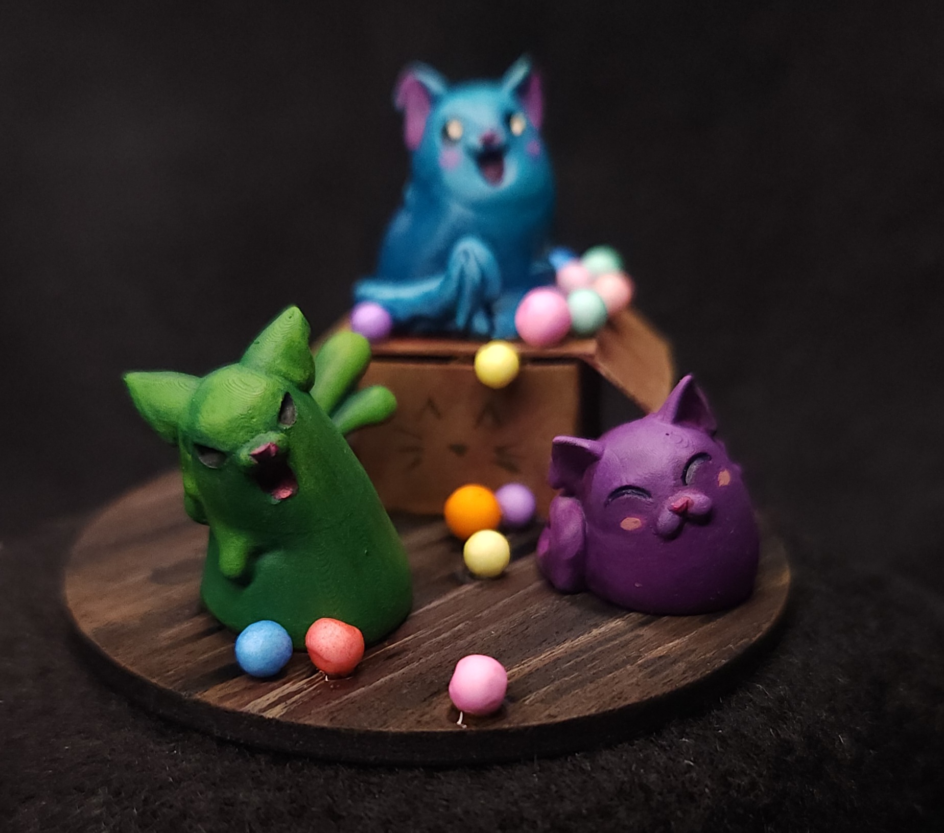 3D Printable oozling Cats by Kawna Minis