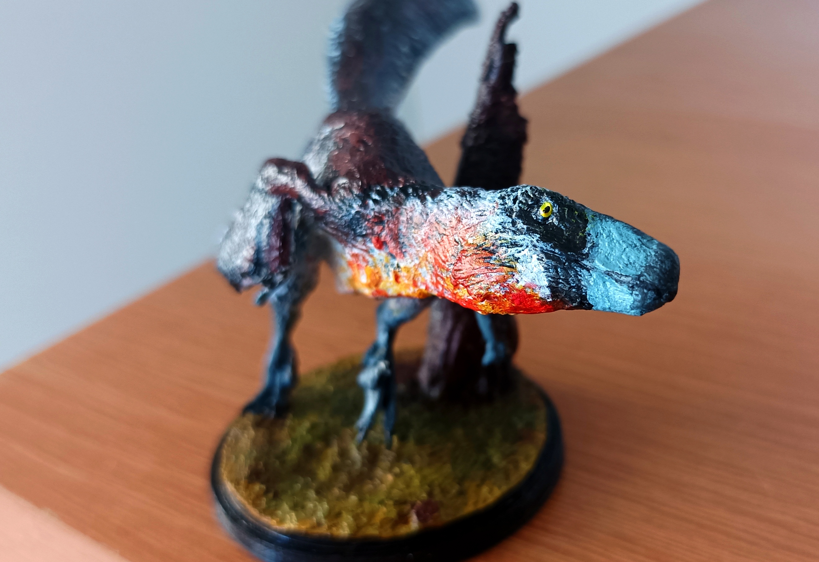 3D Printable Utahraptor running 1-35 scale pre-supported dinosaur by ...