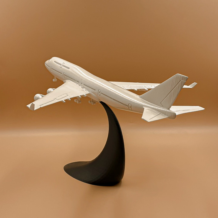 3D Printable Airplane Boeing 747 - 400 Scale 1/200 by sliceables