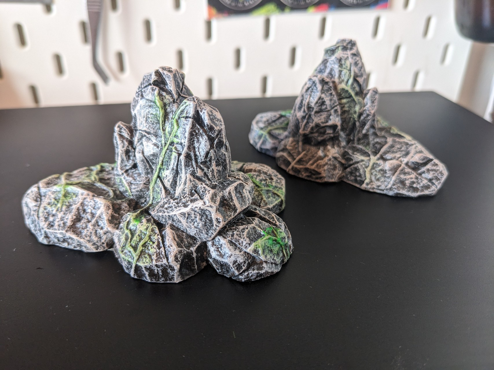 3D Printable ROCK - TABLETOP TERRAIN DND RPG SCATTER by Jason Beckers