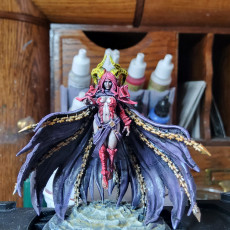 3D Printable Devilin Witch Queen by Gaz Minis