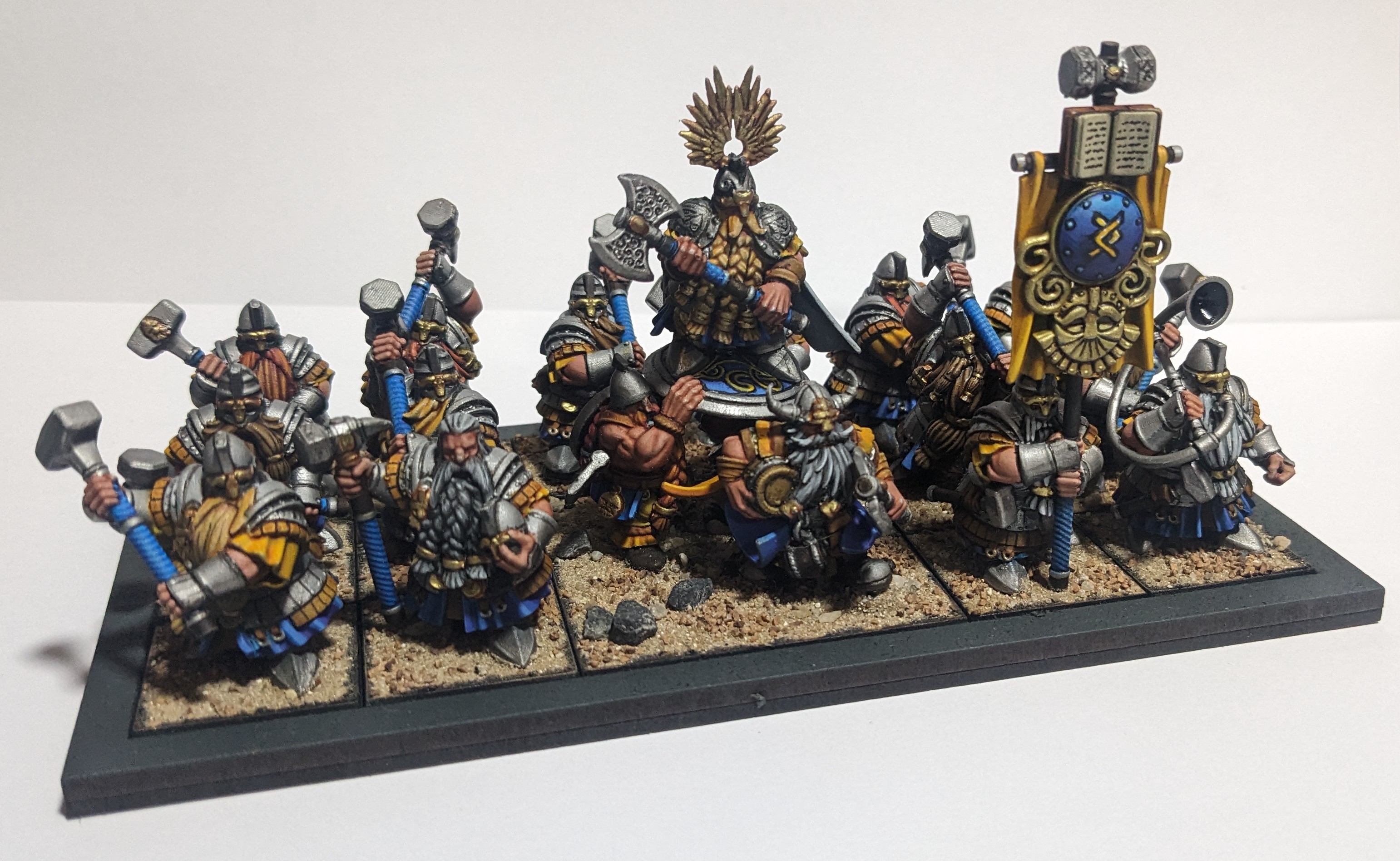 3D Printable Dwarf Kingsguard Unit - Highlands Miniatures by Highlands ...