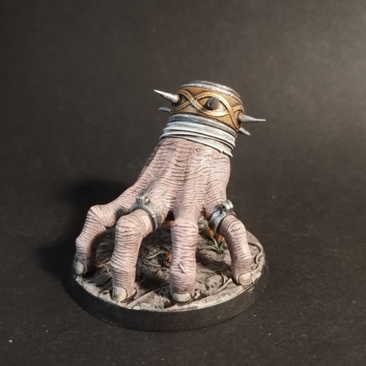 3D Print of Giant Crawling Hands | PRESUPPORTED | Halloween Weird World ...