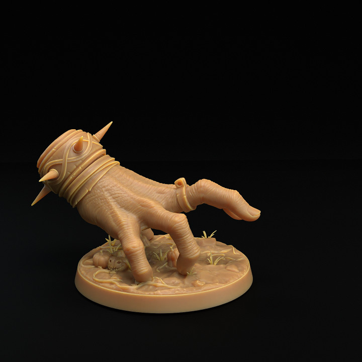 3D Printable Giant Crawling Hands | PRESUPPORTED | Halloween Weird ...