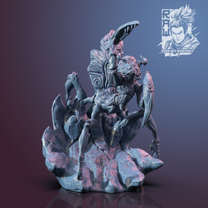 3D Printable Twilight Huntress - Mantis Monster by Ronin Arts Workshop