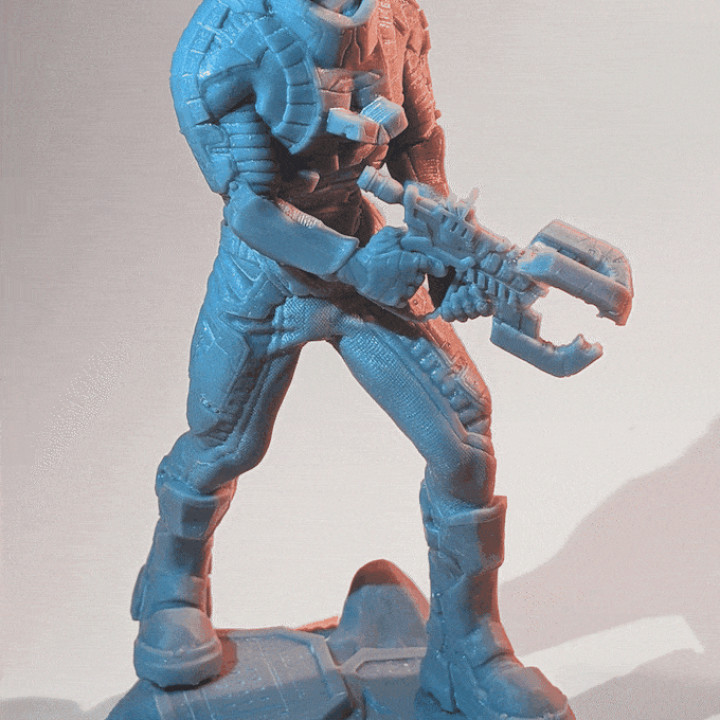 3D Printable Space Soldier Statue (1:10) by Safehold