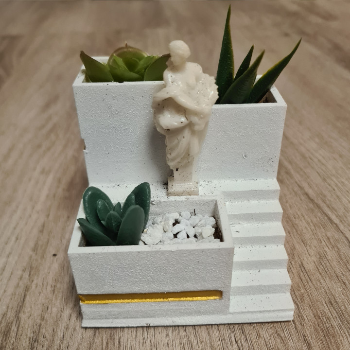 3D Printable desktop flower pot by ilker baytürk