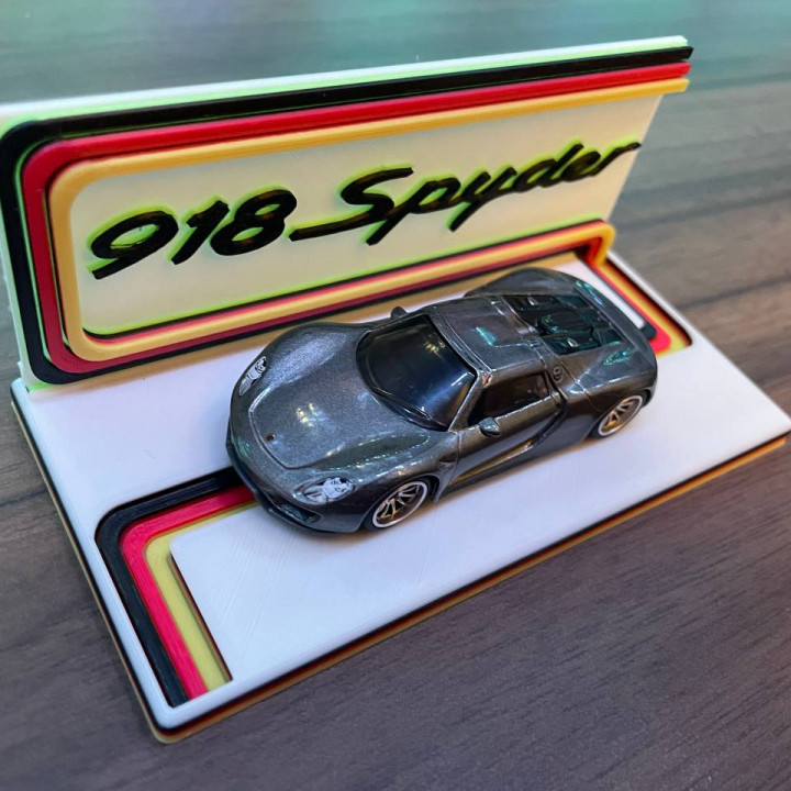 3D Printable Matchbox Porsche 918 Spyder Display by Giga