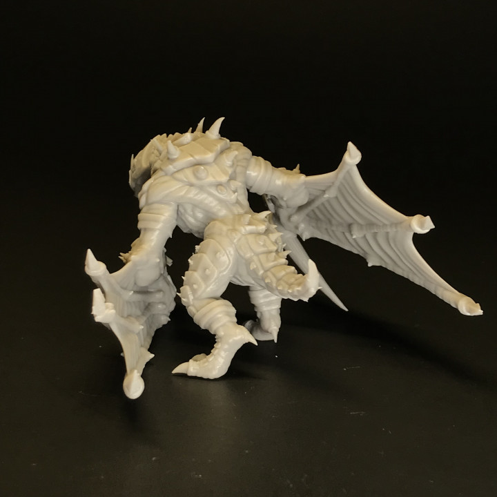 3D Printable Azure Bound - Spike Dragon Smoulder (Early Access Mini) by ...