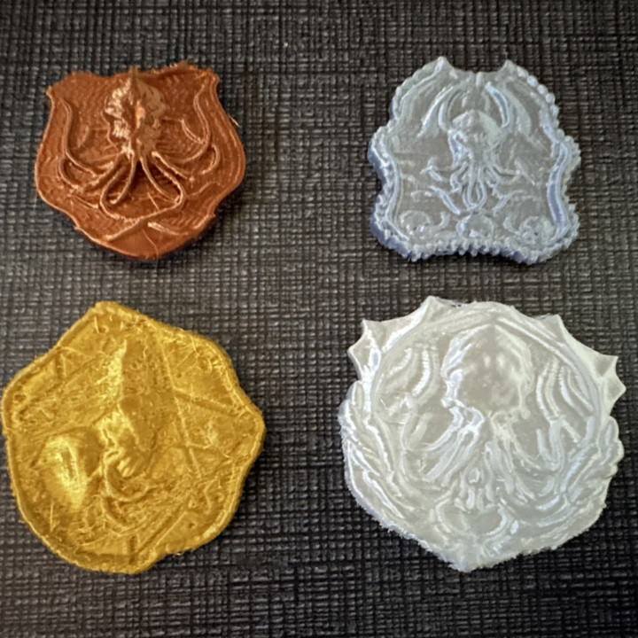 3D Print of Cthulhu coin set by fractalinfinity