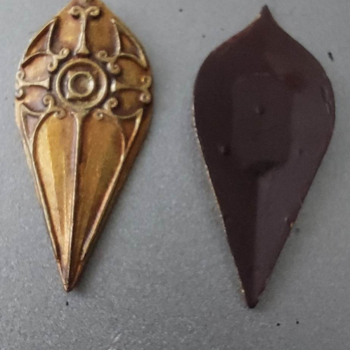 3D Printable Wood Elf Shield by Luke Hardy