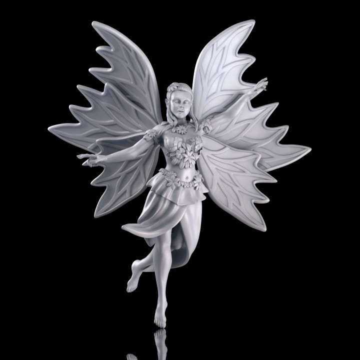 3D Printable Fae of the Shimmering Glades by Miniature Evolution