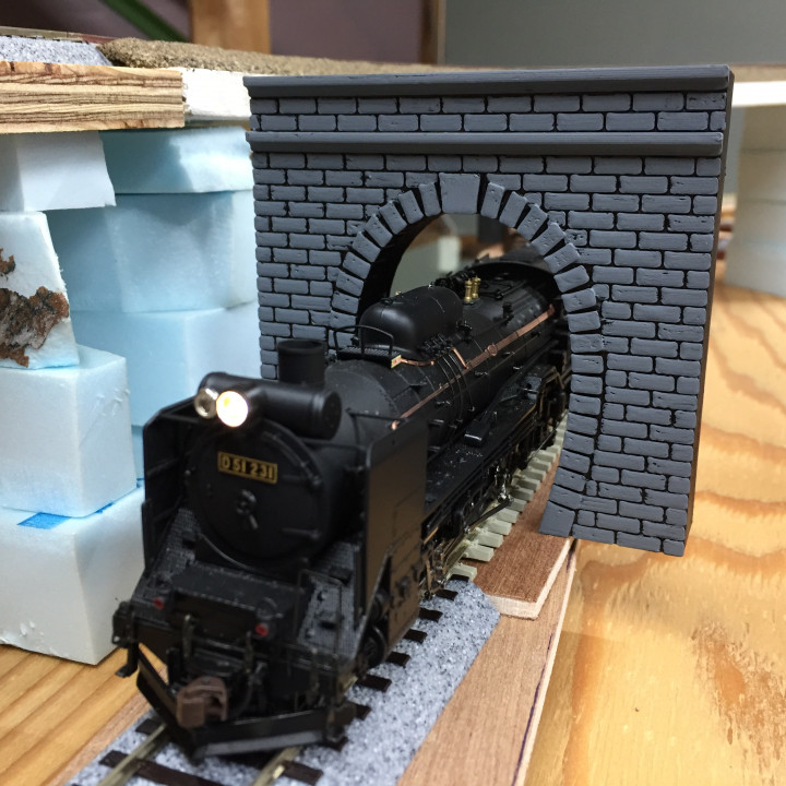 3D Printable HO-Gauge Stone Tunnel Entrance by 041 gissha