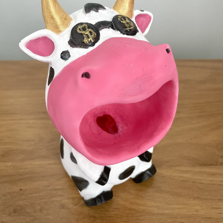 3D Printable Big Mouth Cow Organizer / Planter 2 Versions by IK3D