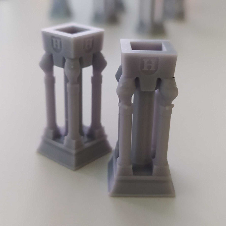 3D Printable Castle owl brazier by Marián Corvis Kronauer