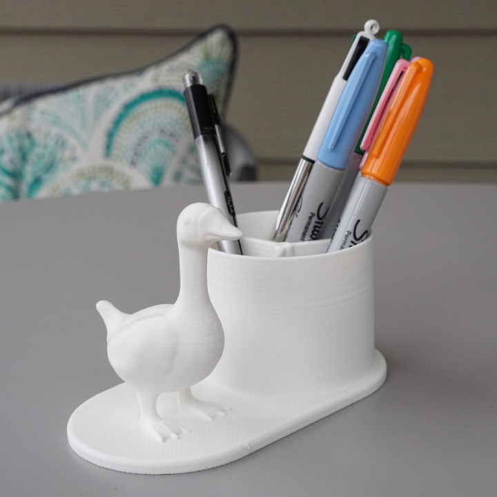 3D Printable Goose pen holder by Philippe Barreaud