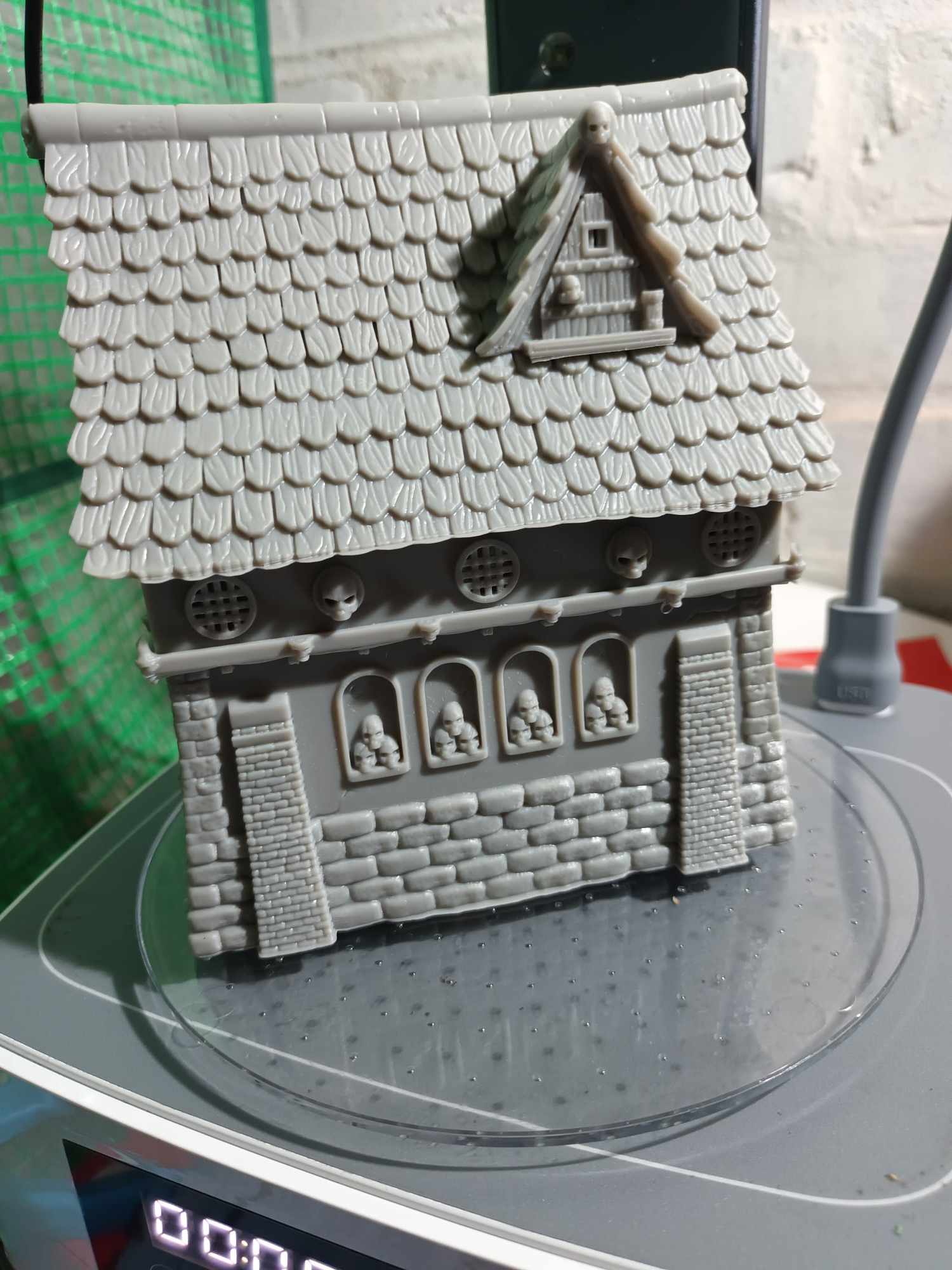 3D Printable The Old Keep - 3 Buildings in 1 by Scenic Play