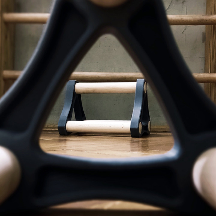 3D Printable push-up bars by Tibor Budai