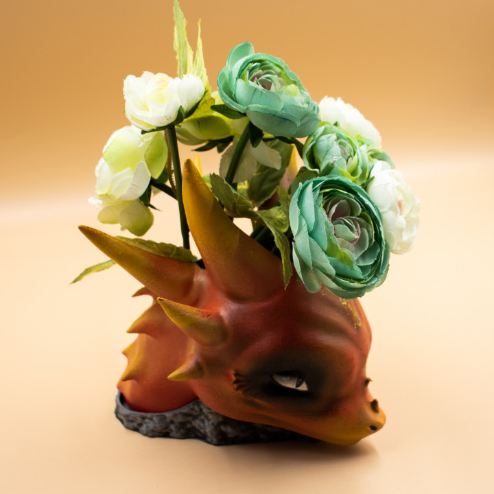 3D Printable Dragon Planter Pot Organiser. by sliceables